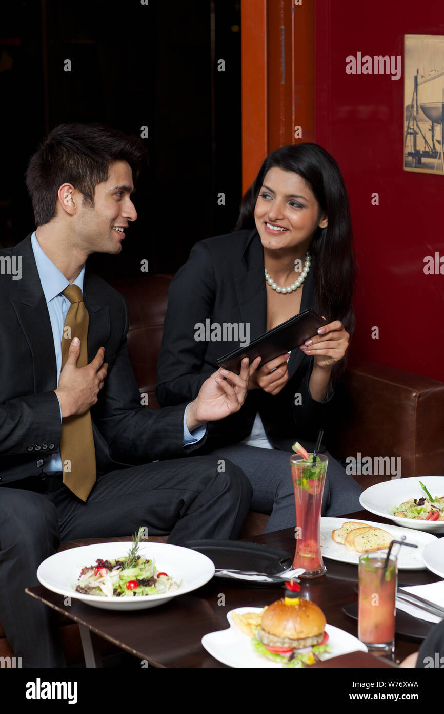 Lunch bill for food restaurant hi-res stock photography and images - Alamy