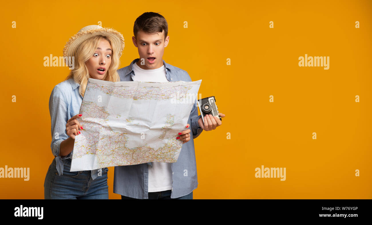 Lost tourist map studio hi-res stock photography and images - Alamy