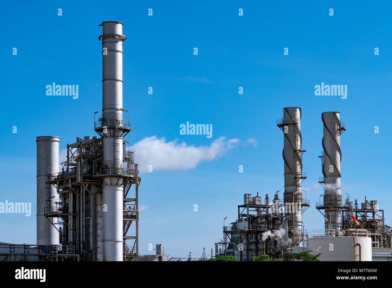 Gas turbine electrical power plant. Energy for support factory in ...