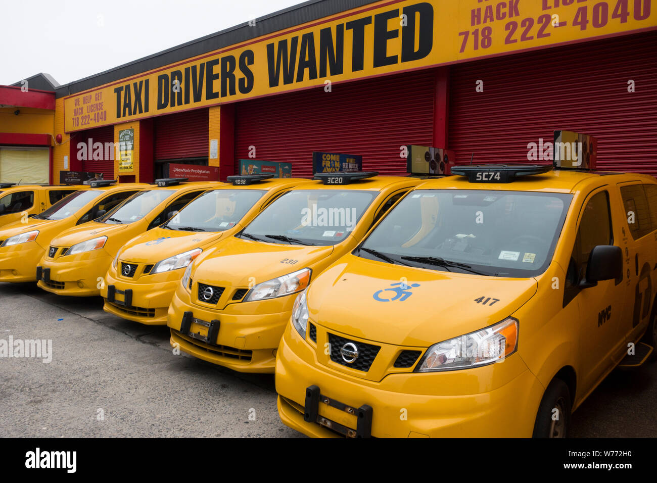 Nyc taxi garage hi-res stock photography and images - Alamy