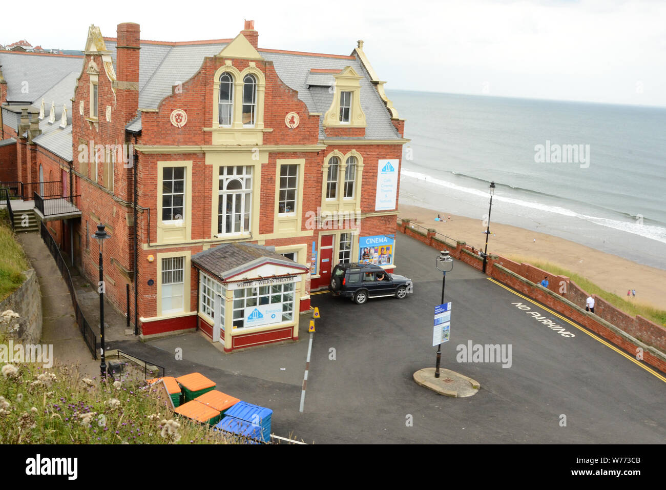 Whitby Jet Black High Resolution Stock Photography and Images - Alamy
