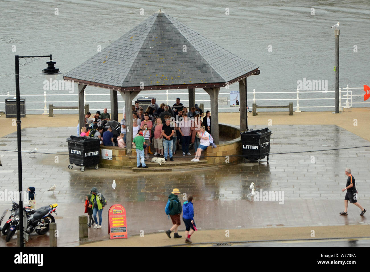 Whitby bandstand hi-res stock photography and images - Alamy
