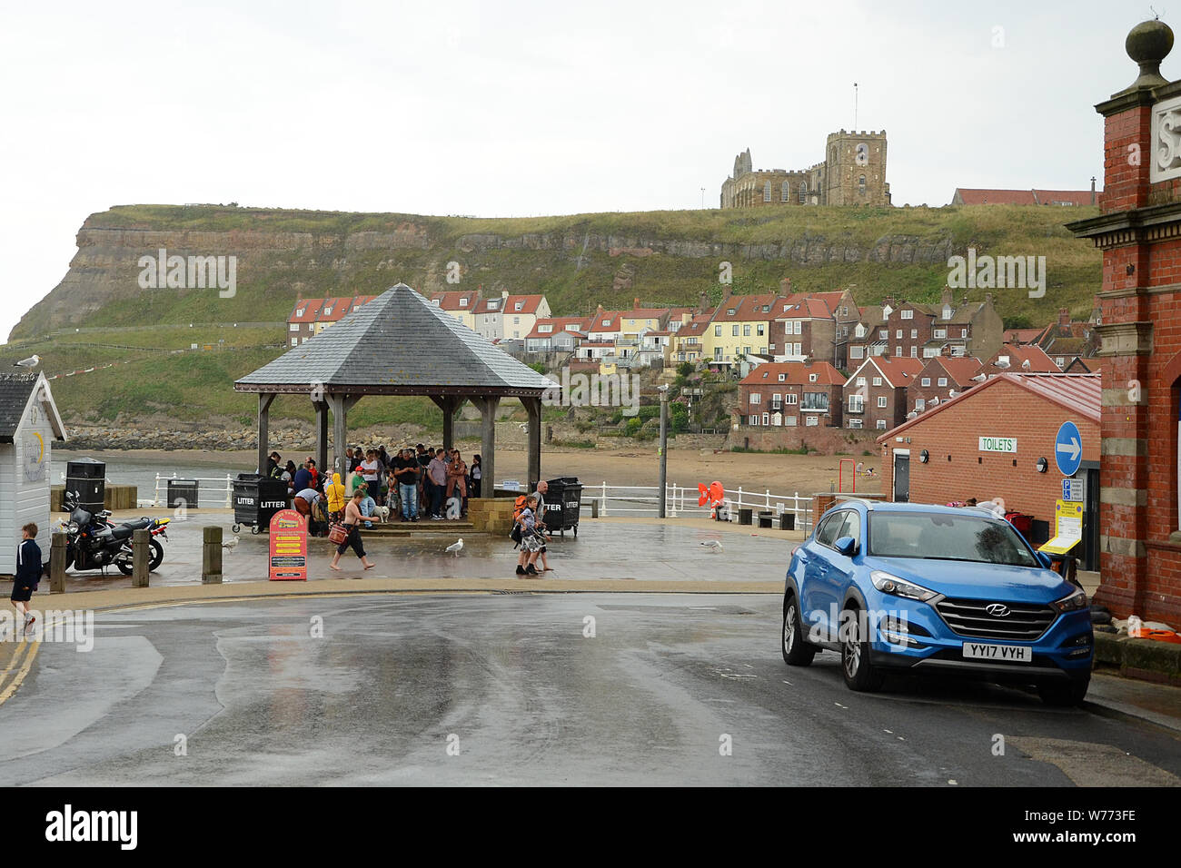 Whitby dock hi-res stock photography and images - Alamy