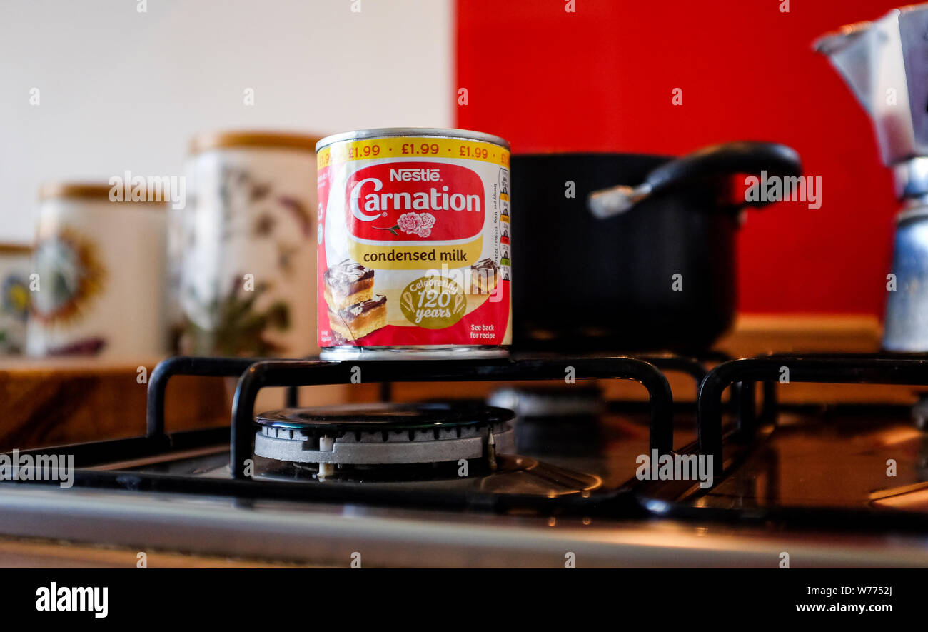 Condensed milk can hi-res stock photography and images - Alamy