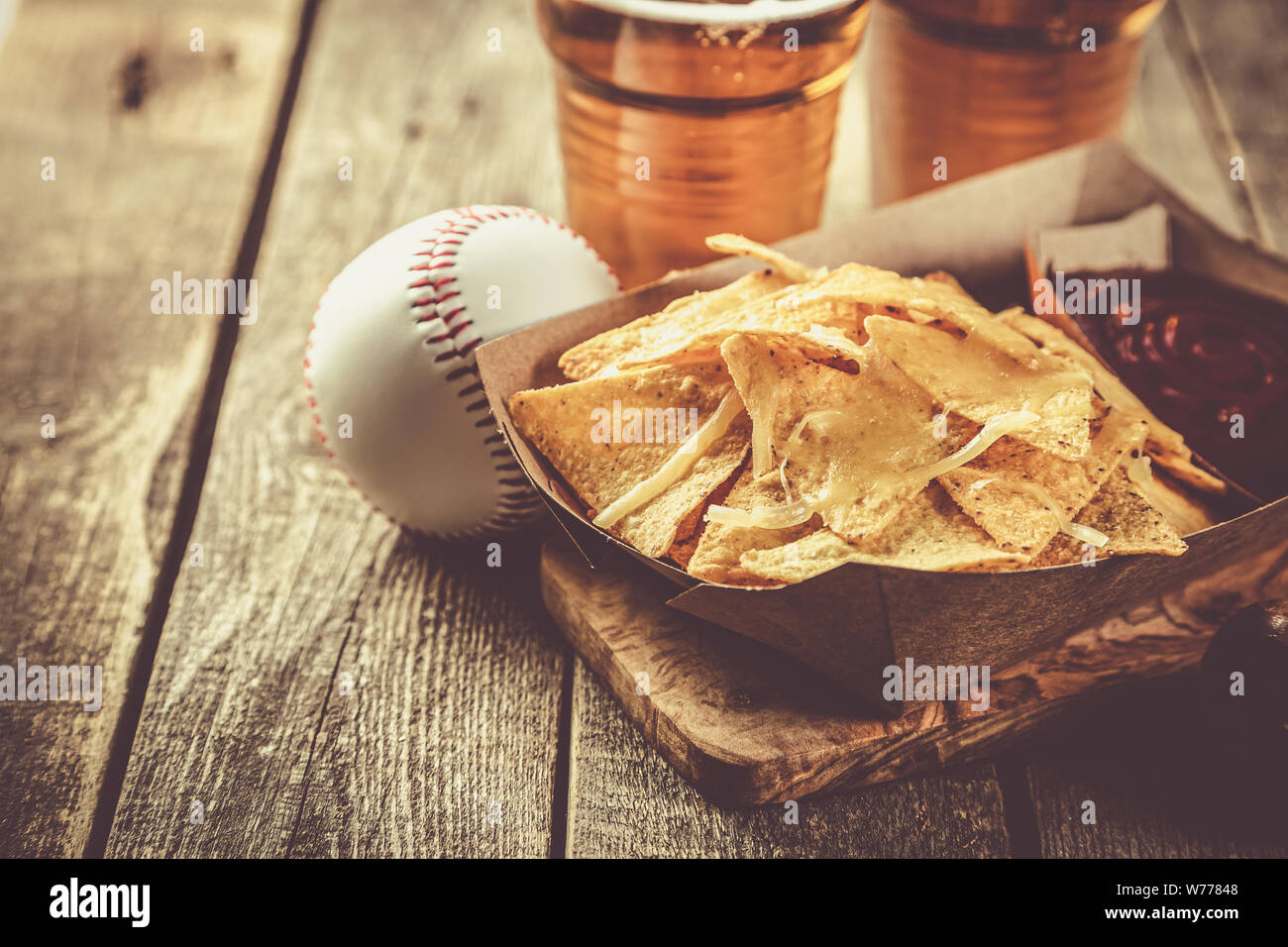 Stadium food hi-res stock photography and images - Alamy