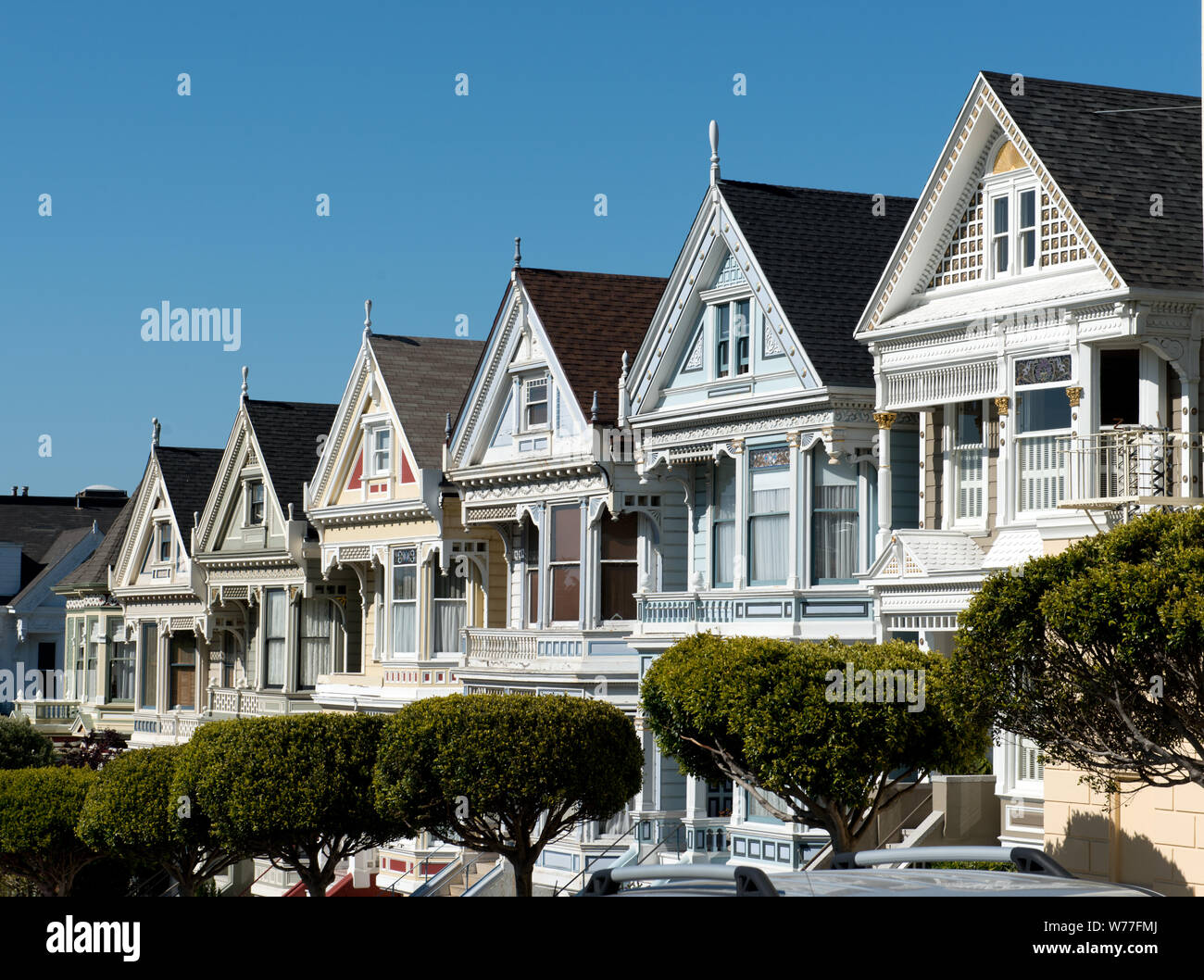 Painted Ladies row of Victorian houses located at 710 to 720 Steiner ...