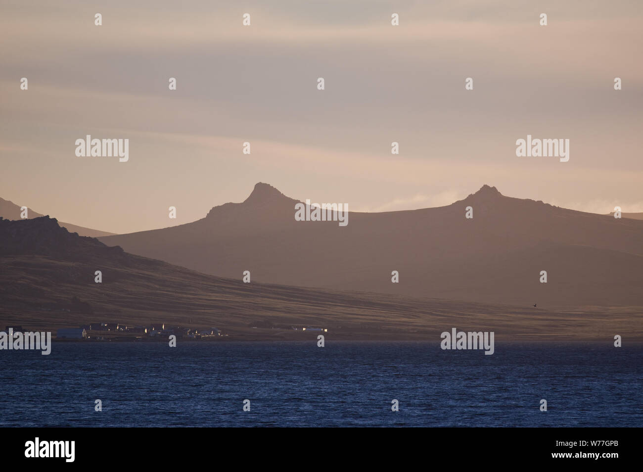 Falklands landscape mountains hi-res stock photography and images - Alamy