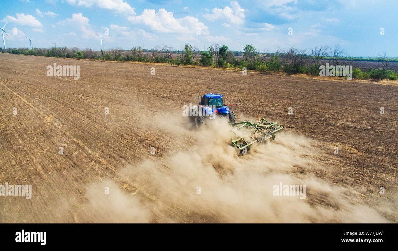 Tractor with sower hi-res stock photography and images - Alamy