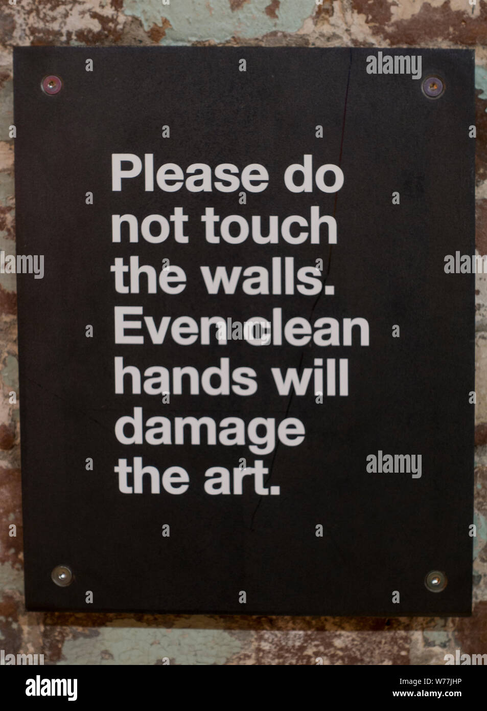 Museum sign rules hi-res stock photography and images - Alamy