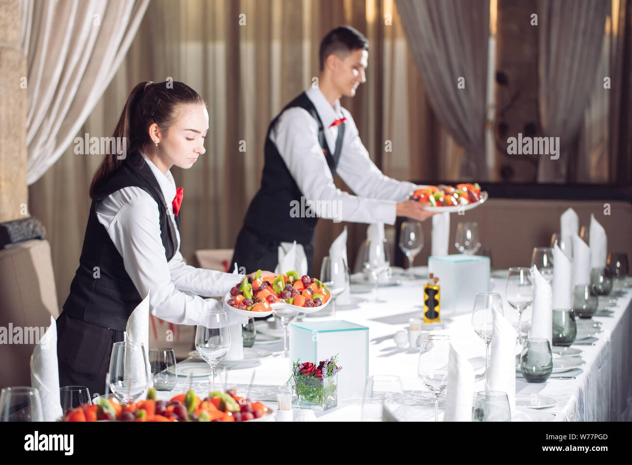 Man in wedding suit at table hi-res stock photography and images - Alamy