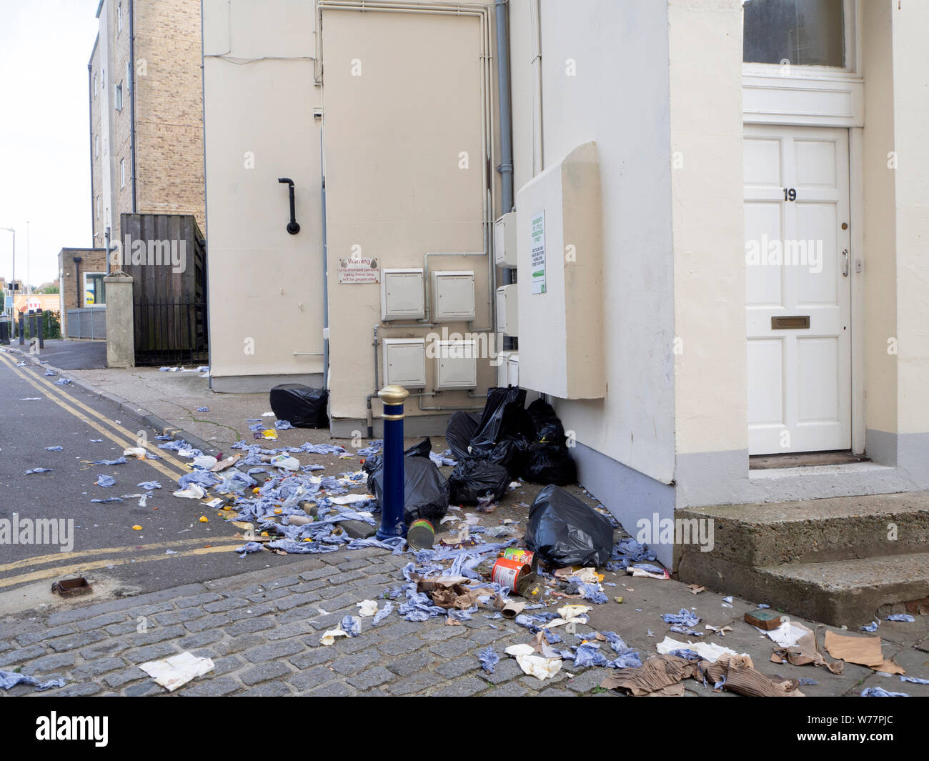 Bins left out hi-res stock photography and images - Alamy