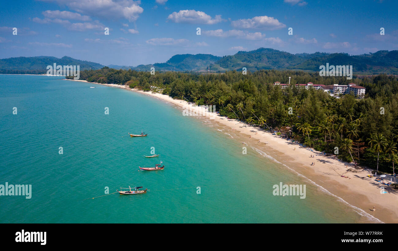 Aerial view tropical summer beach hi-res stock photography and images ...