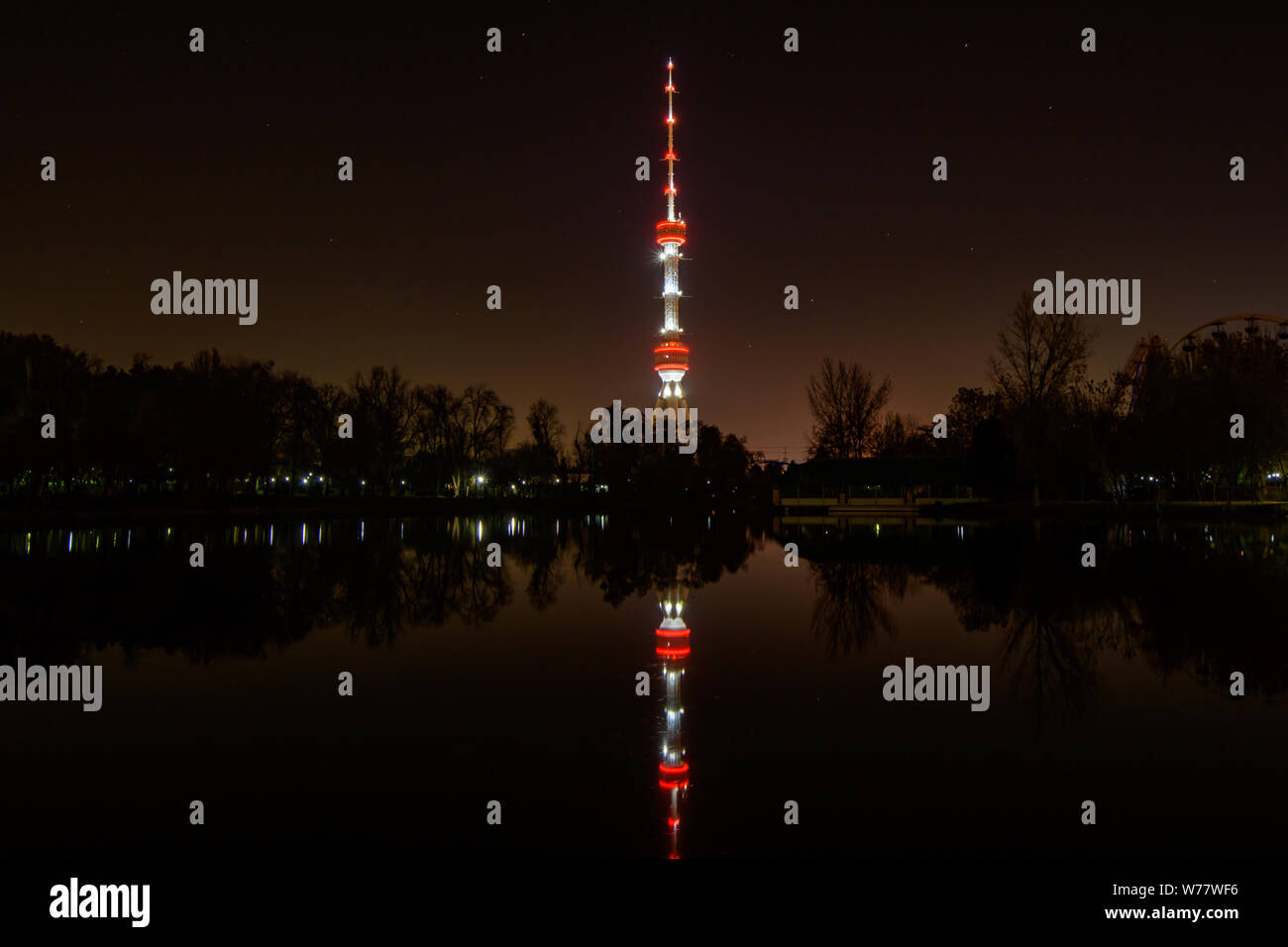 Industrial skyline night hi-res stock photography and images - Alamy