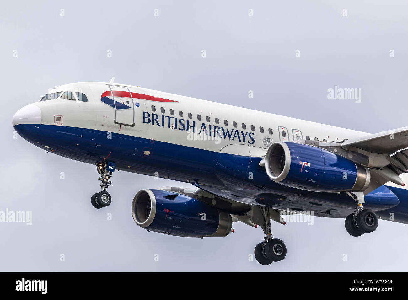 Airbus A320 Landing Gear Stock Photos & Airbus A320 Landing Gear Stock ...