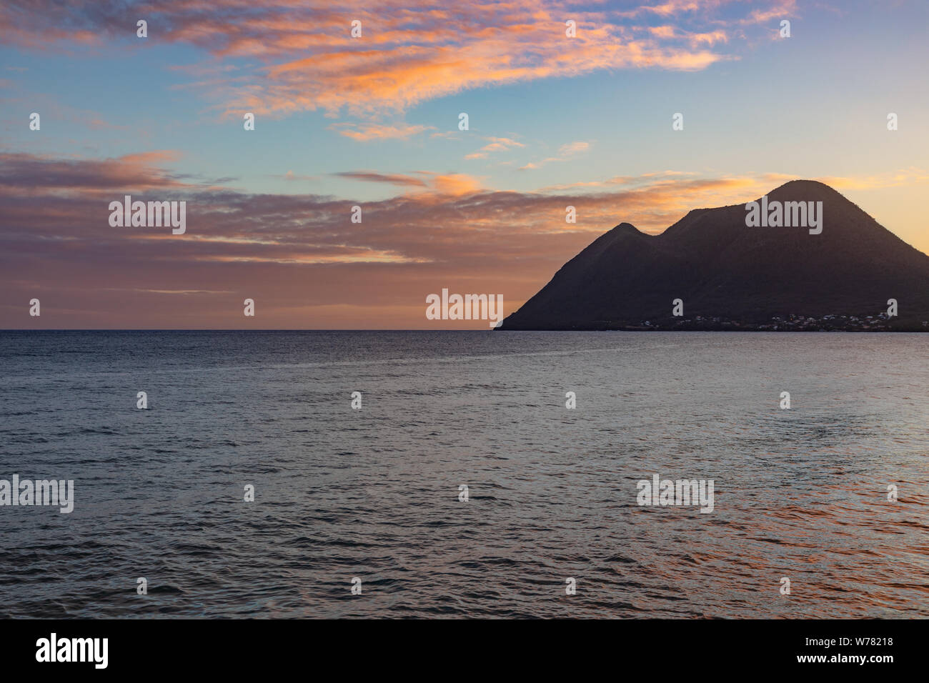 Martinique beautiful beach hi-res stock photography and images - Alamy
