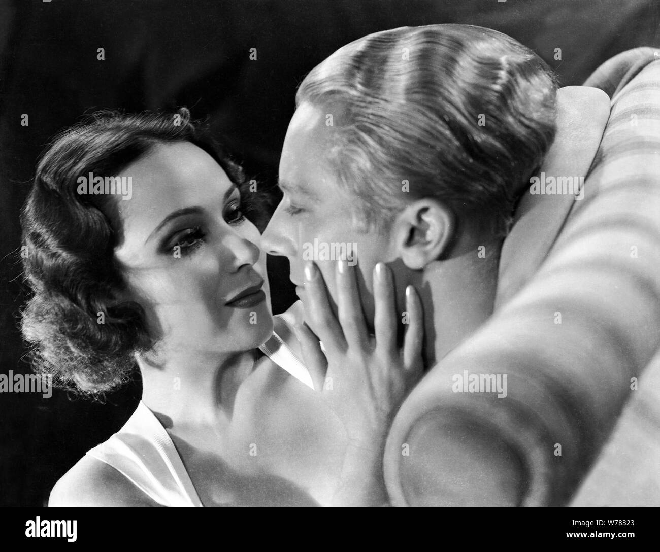 Flying down to rio film hi-res stock photography and images - Alamy