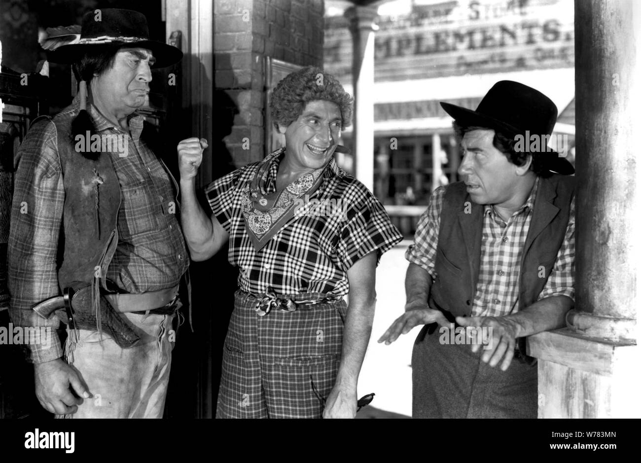 Harpo marx brothers chico hi-res stock photography and images - Alamy
