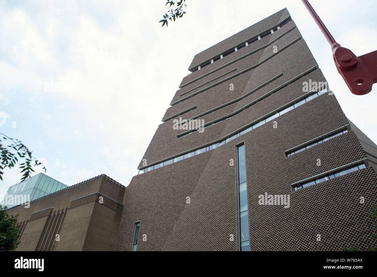 Tate modern viewing gallery view hi-res stock photography and images ...