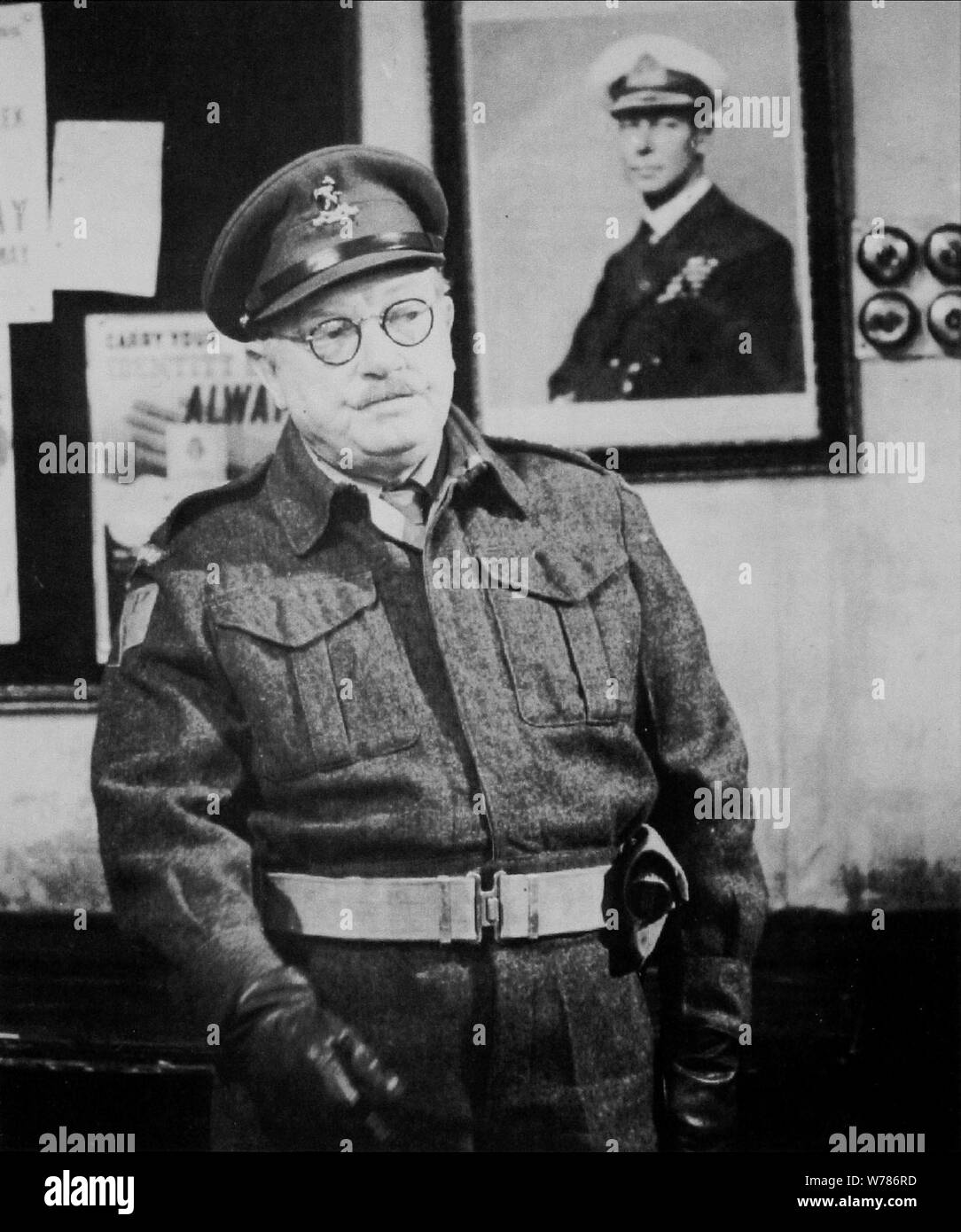 Dads Army Arthur Lowe High Resolution Stock Photography and Images - Alamy