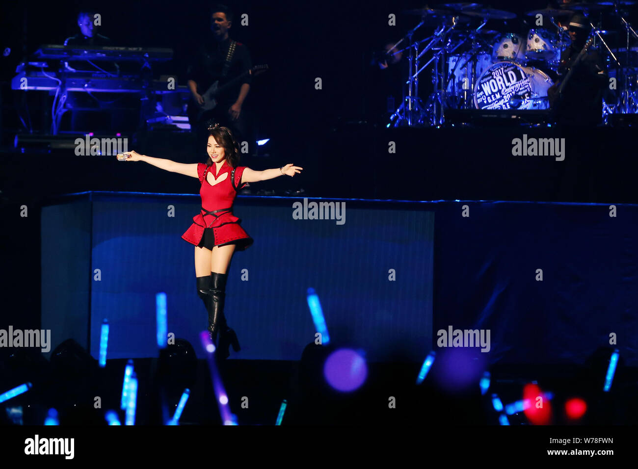 G e m performs hi-res stock photography and images - Alamy