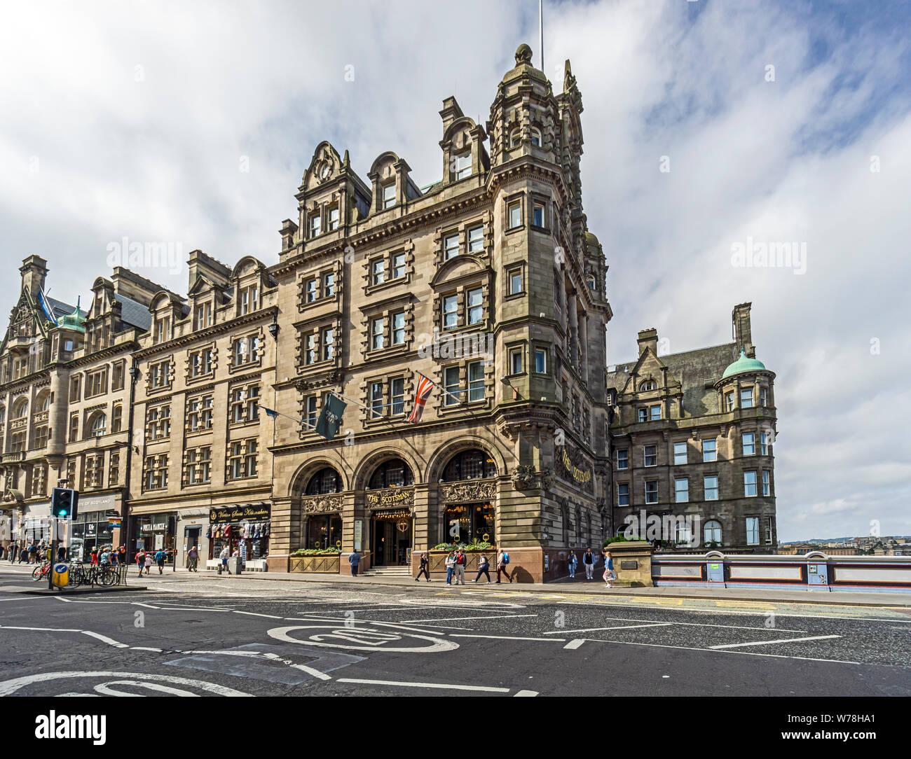 Edinburgh Grand High Resolution Stock Photography and Images - Alamy