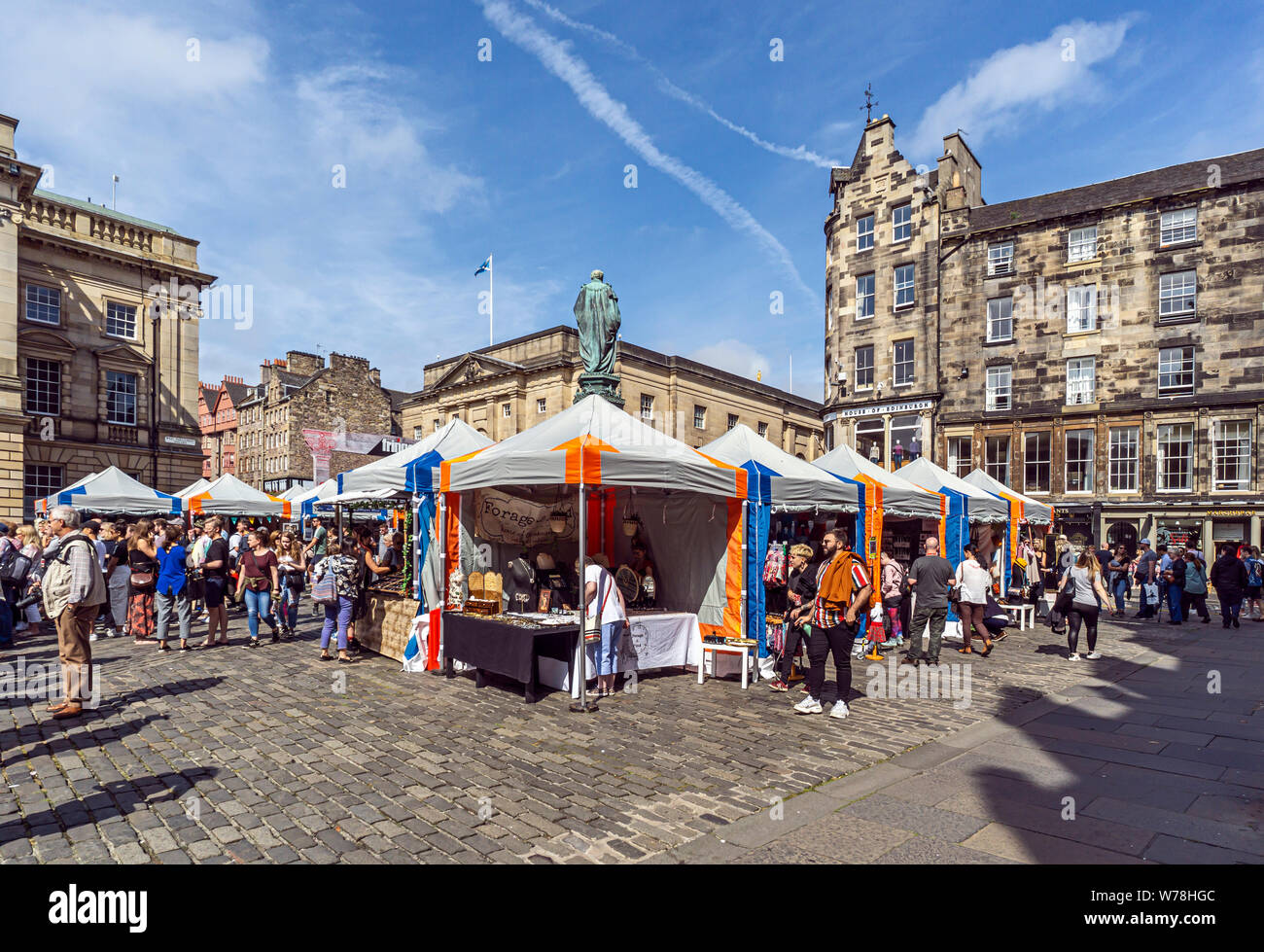 Stalls festival hi-res stock photography and images - Alamy