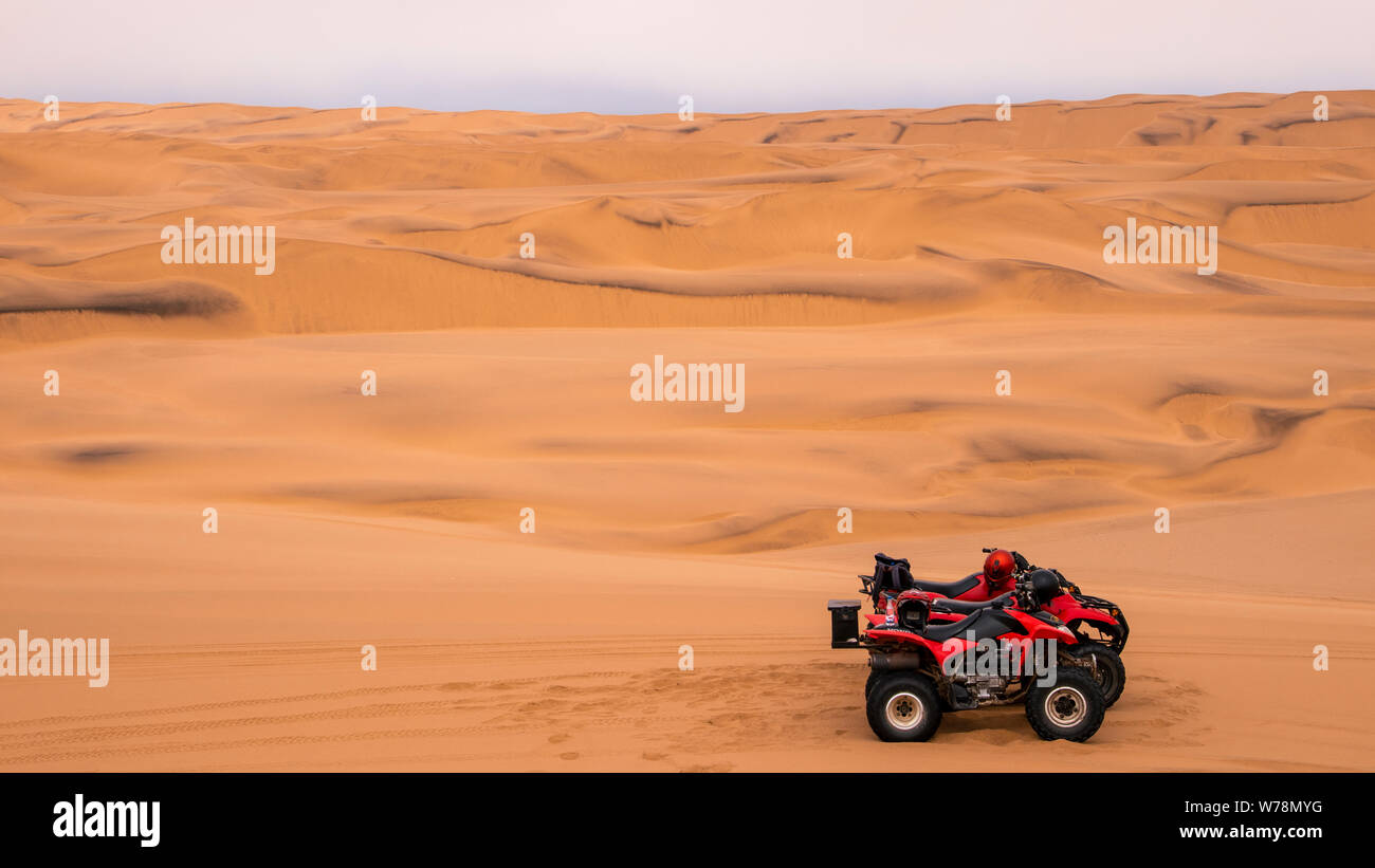 Quad bike adventure tour in Namibia Swakopmund Stock Photo - Alamy