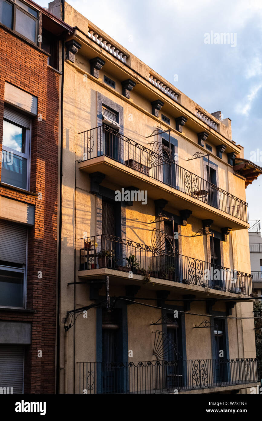 Generic urban architecture hi-res stock photography and images - Alamy