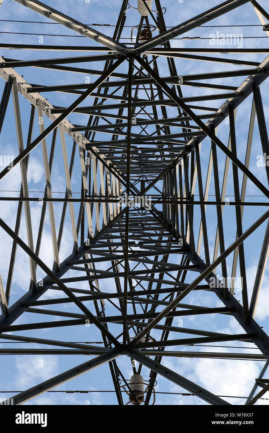National Grid Electric Pylon in Wouldham Kent Stock Photo - Alamy