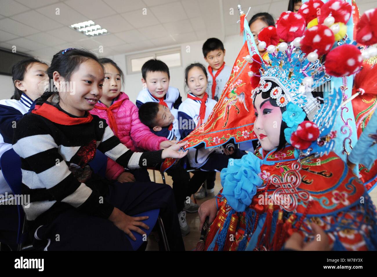 Mu guiying hi-res stock photography and images - Alamy