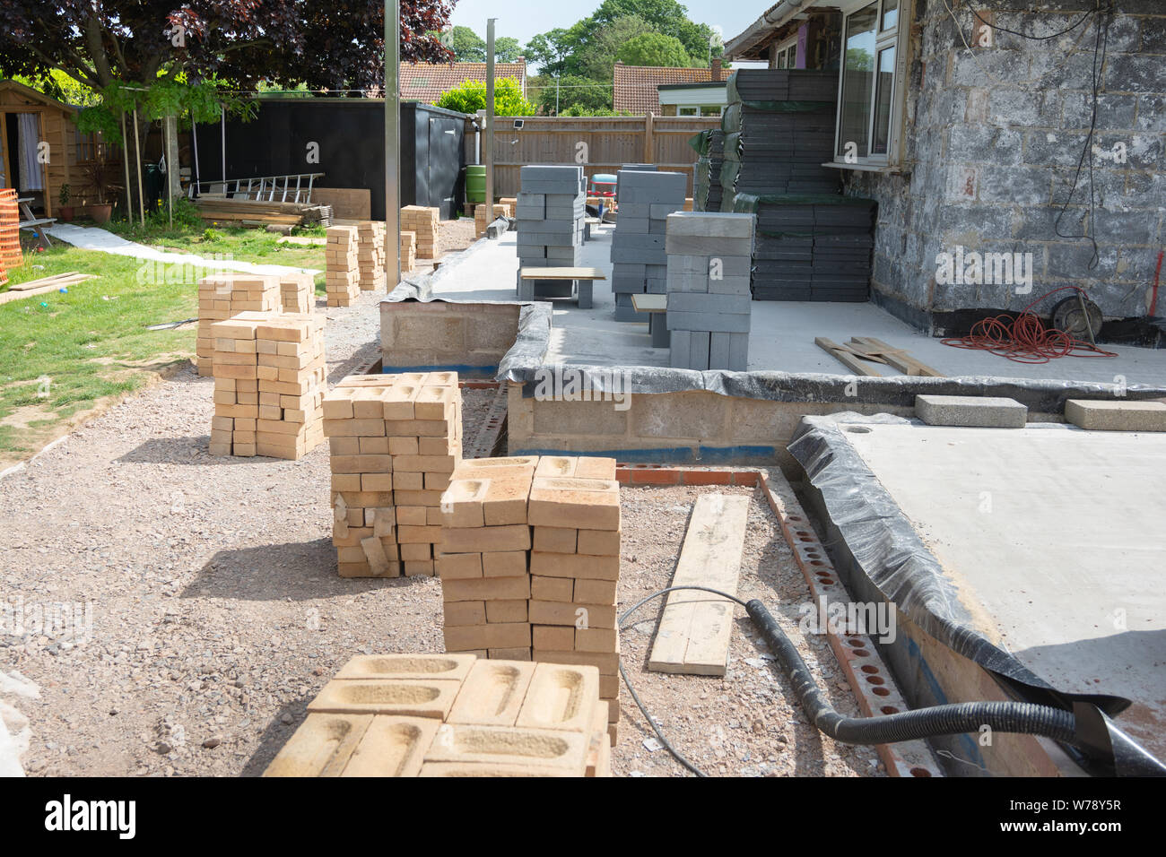 Renovation projects. Building of extension of the existing house ...