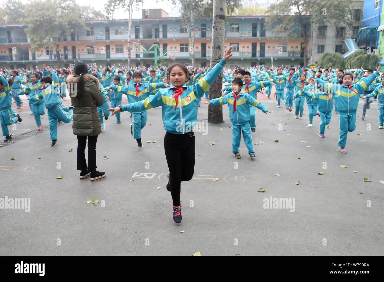 School class representative student hi-res stock photography and images ...
