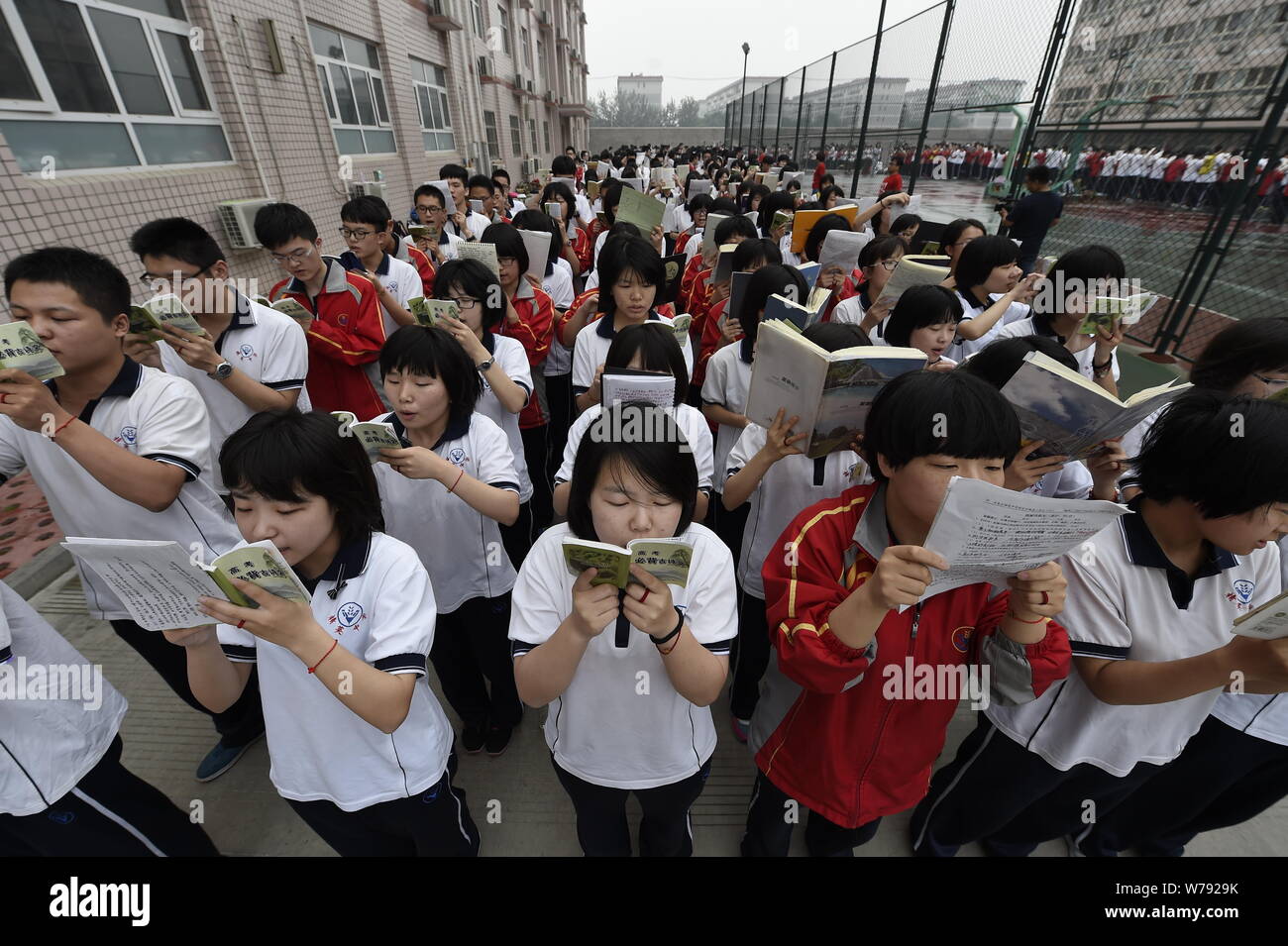 Chinese students do morning jogging at Jingying Middle School in ...