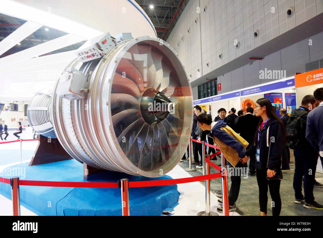 High bypass turbofan hi-res stock photography and images - Alamy