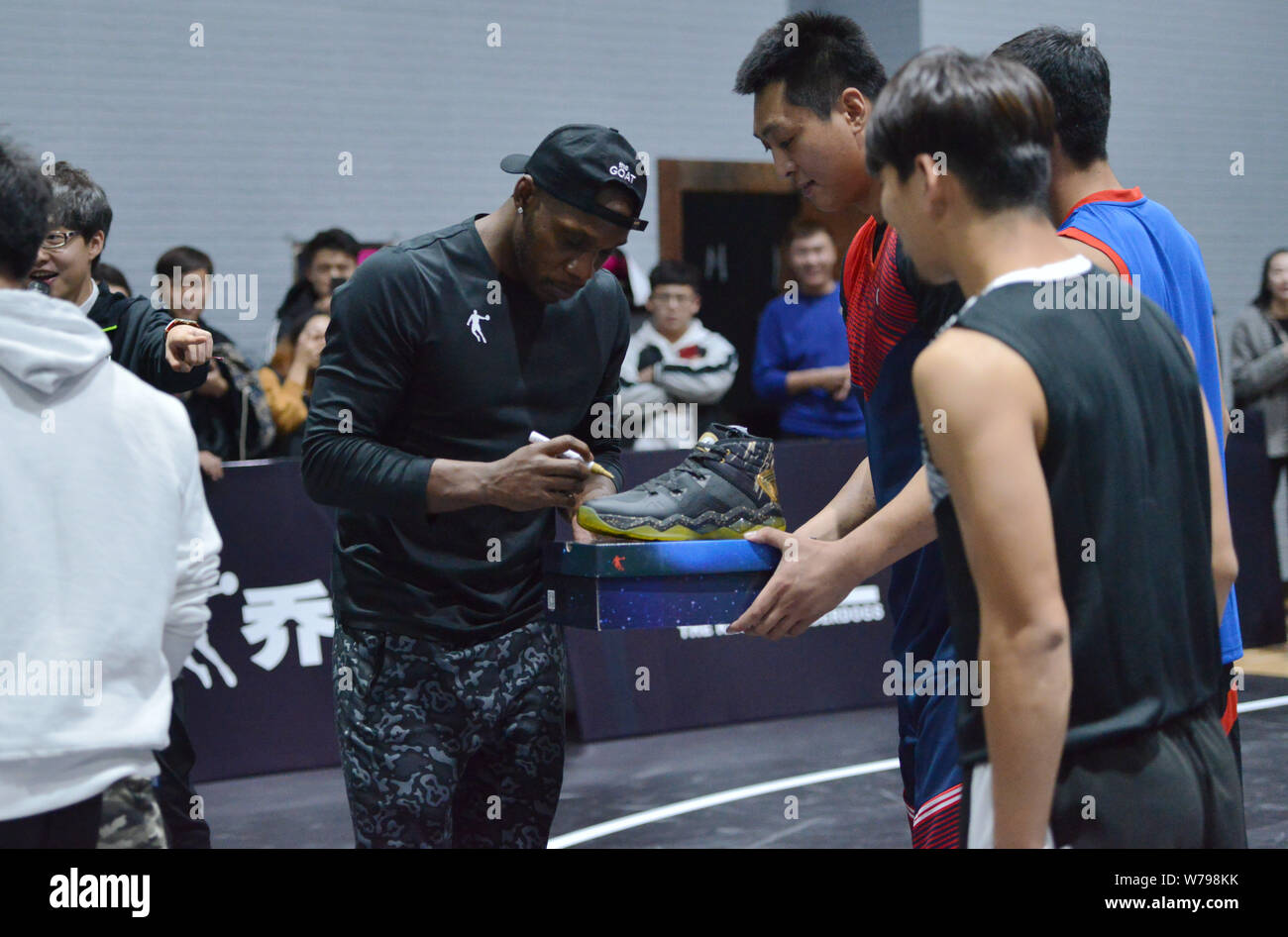 American basketball player Lester Hudson of Liaoning Flying Leopards ...