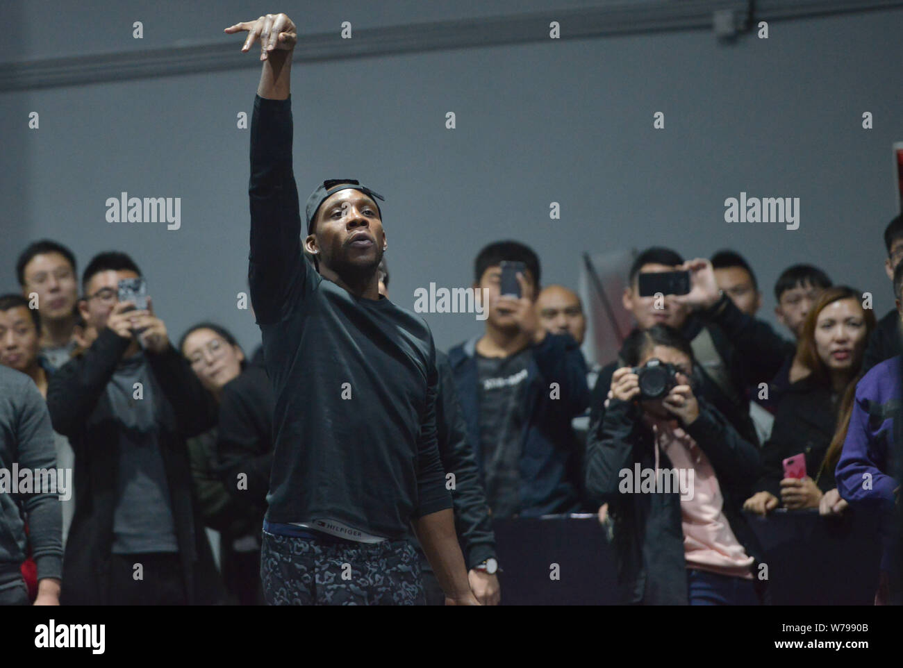 American basketball player Lester Hudson of Liaoning Flying Leopards ...