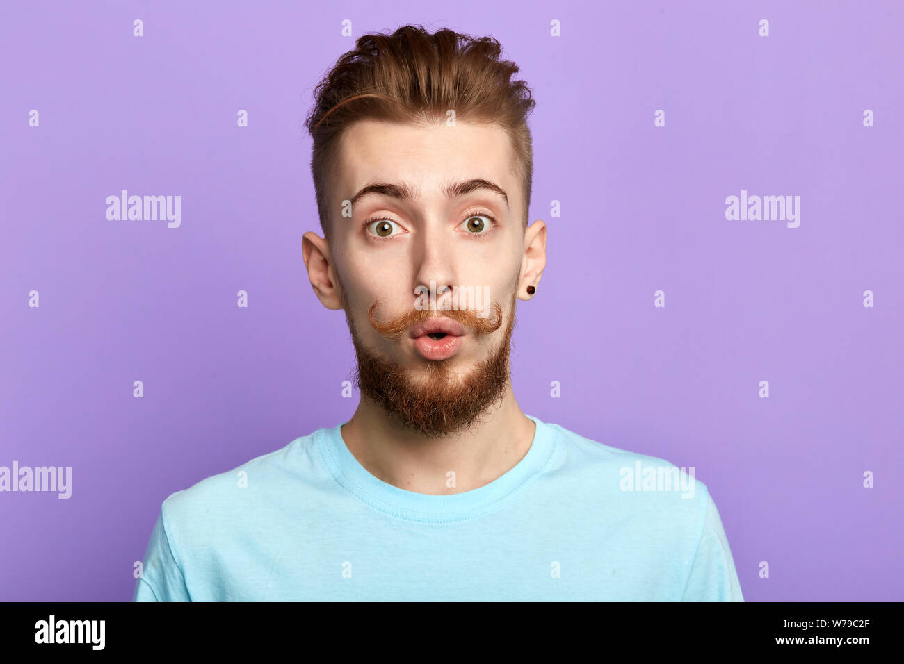 Shock mall hi-res stock photography and images - Alamy