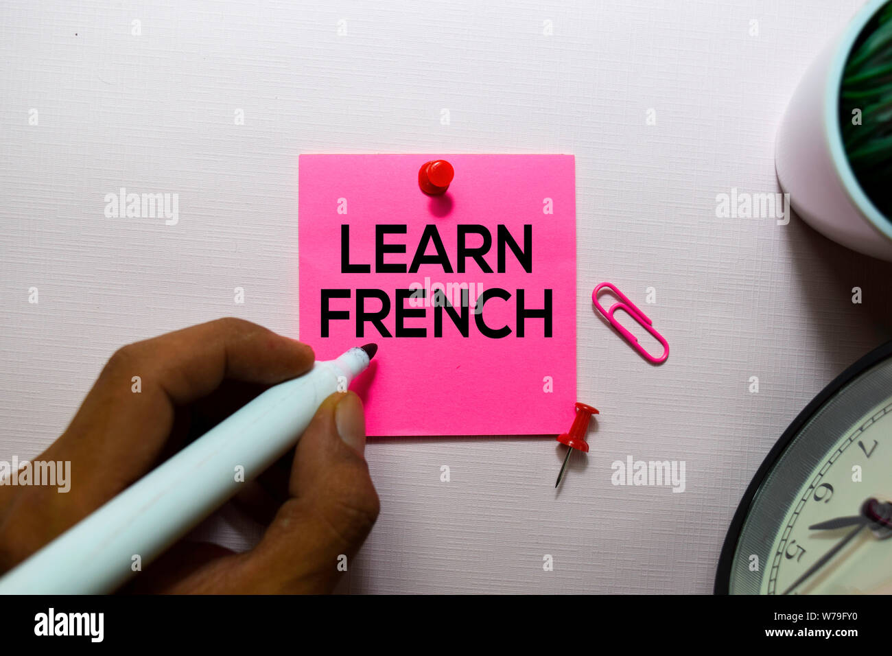 Sticky notes student board hi-res stock photography and images - Alamy