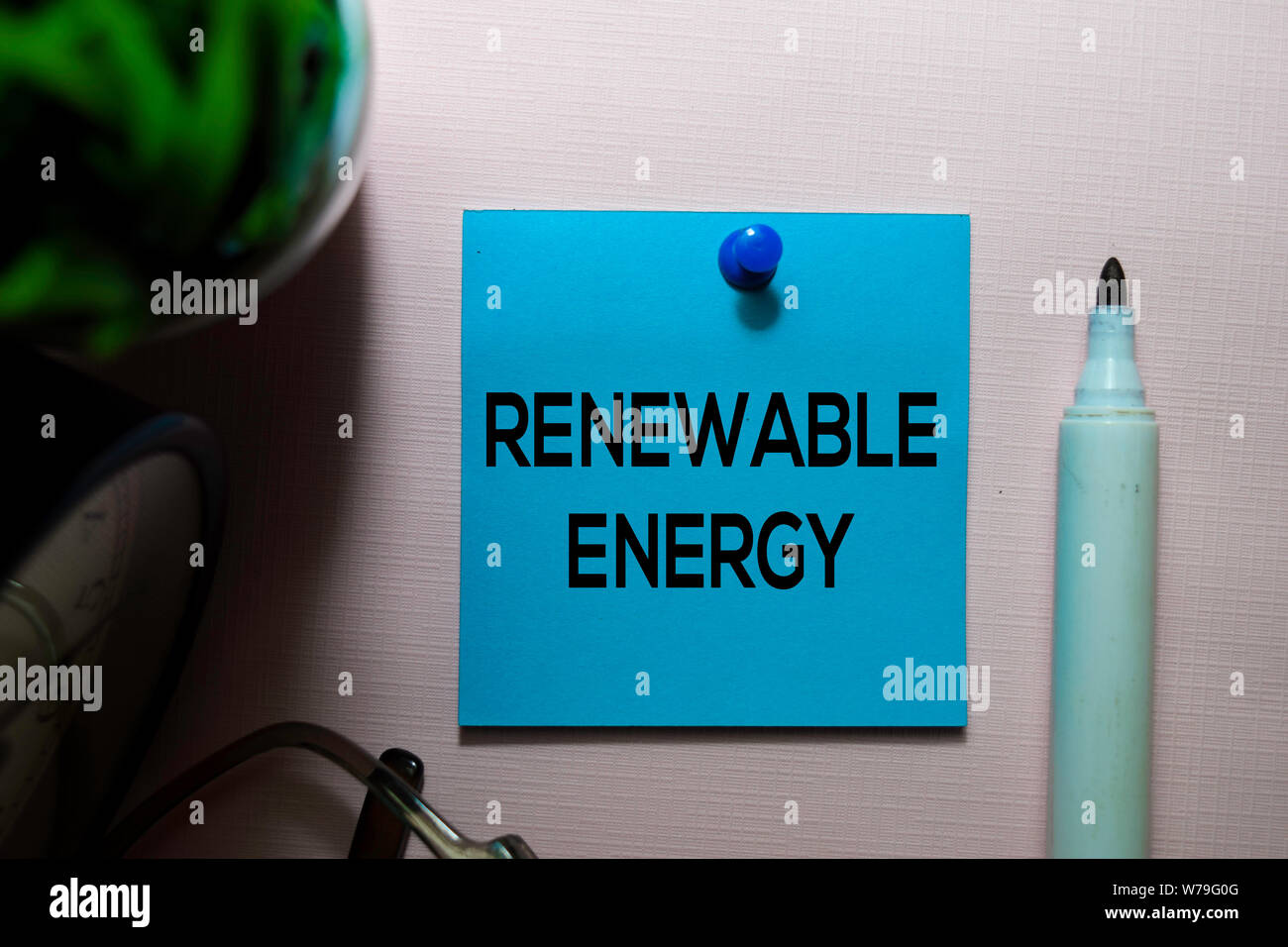 Renewable Energy text on sticky notes isolated on office desk Stock ...