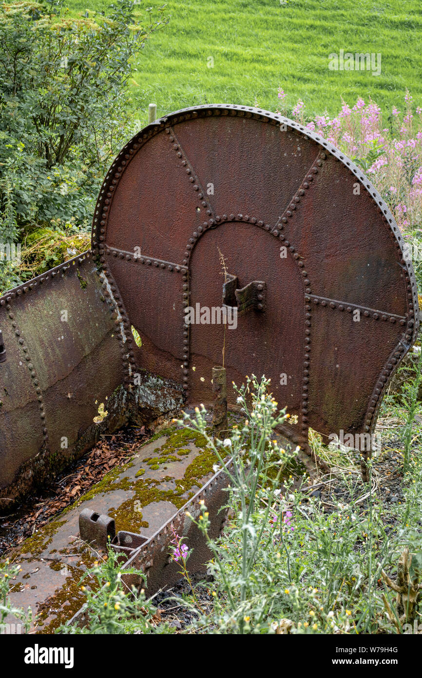 Rusty Derelict Remains of Hopton Wood Engine House,Waggon Boiler on the ...