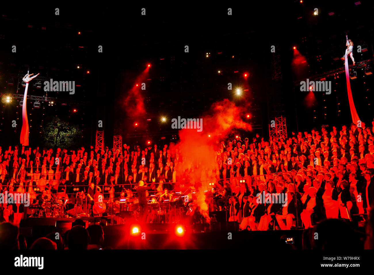 The Singing Fools - Les Fous chantant - festival, Alès, Gard, France ...