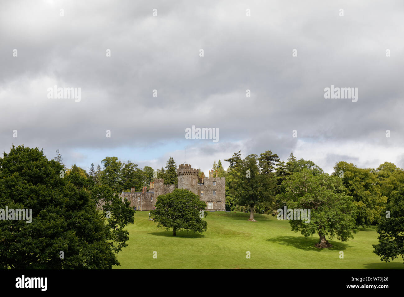 Balloch Castle, Balloch, Loch Lomond & The Trossachs National Park ...