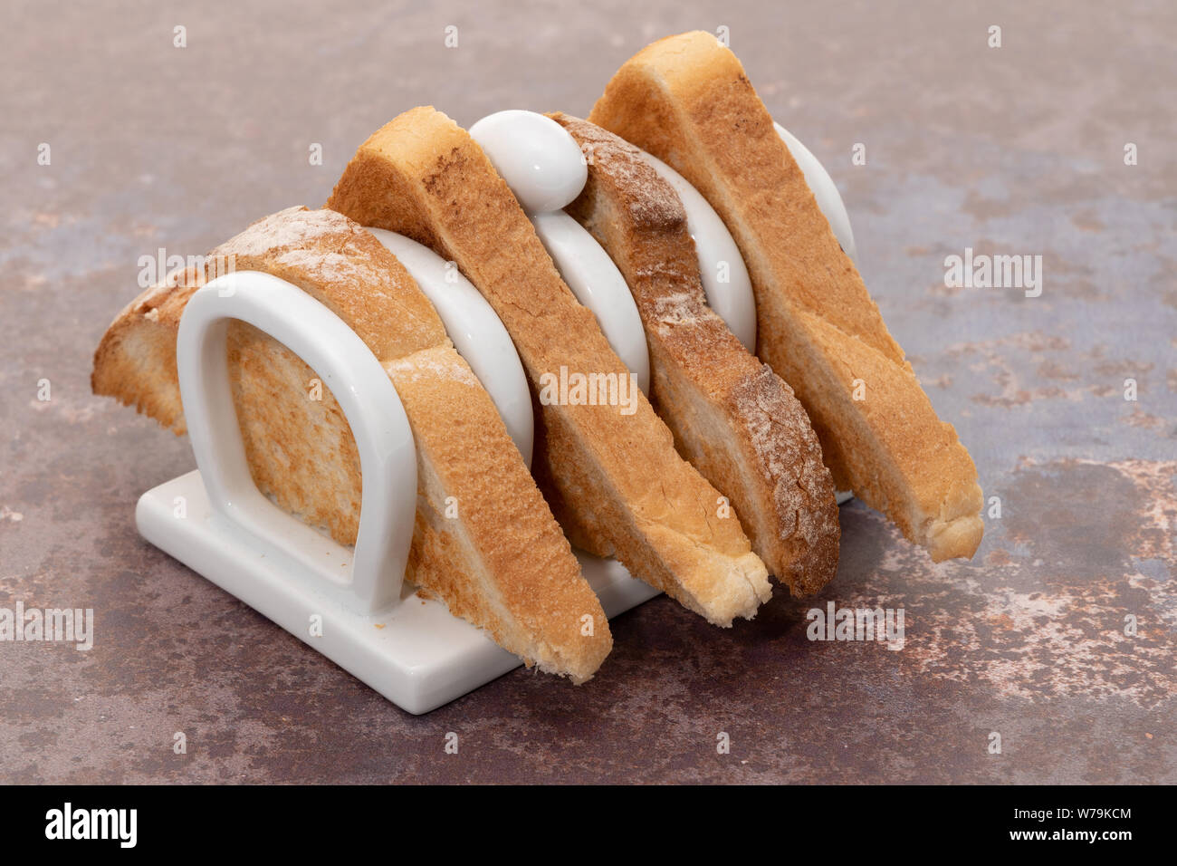 Toast rack hi-res stock photography and images - Alamy