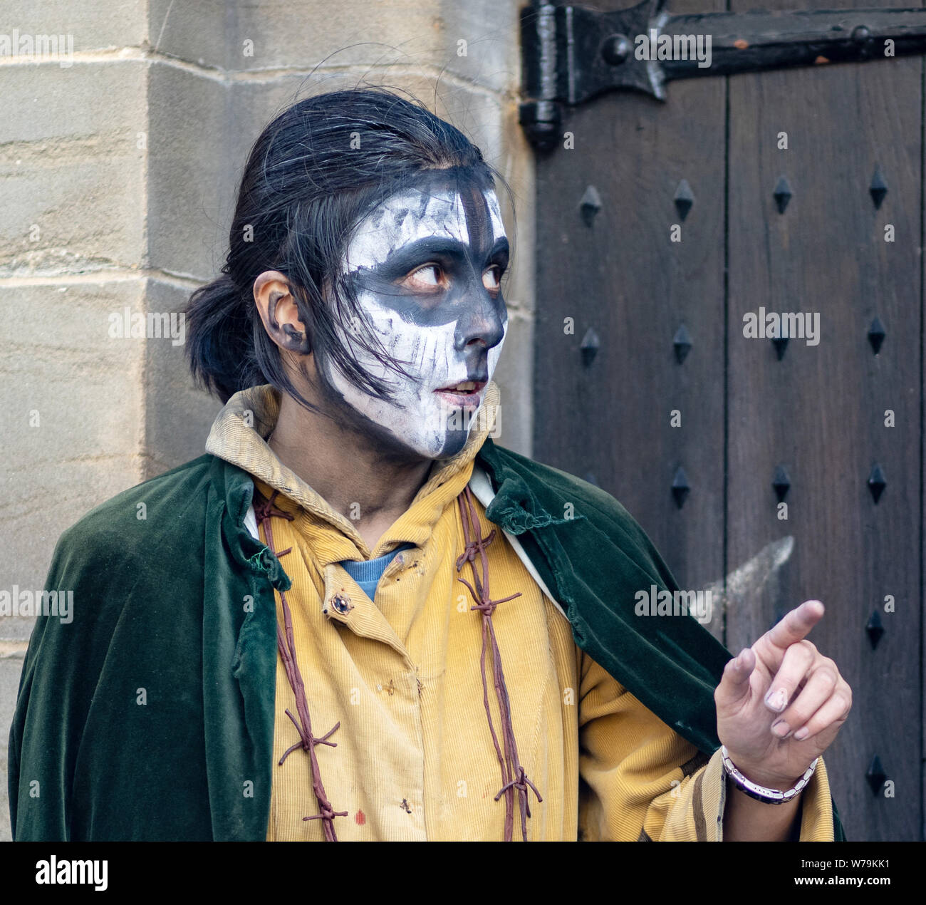 A walking tour guide with a painted face on the Royal Mile, Edinburgh ...