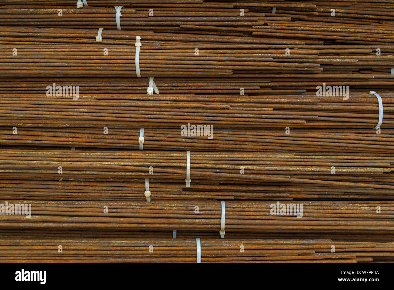 Mild steel bars hi-res stock photography and images - Alamy