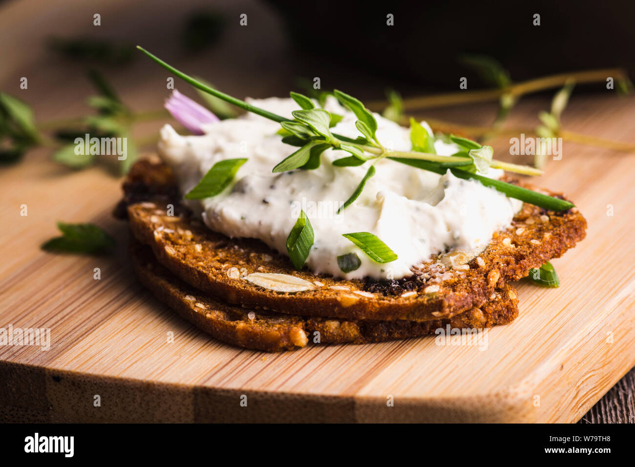 Cream cheese spread hi-res stock photography and images - Alamy