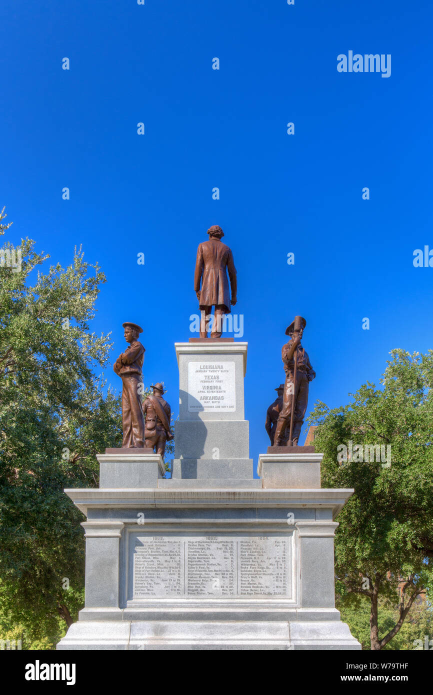 AUSTIN,TX/USA - NOVEMBER 15: Confederate Soldiers memorial on the ...