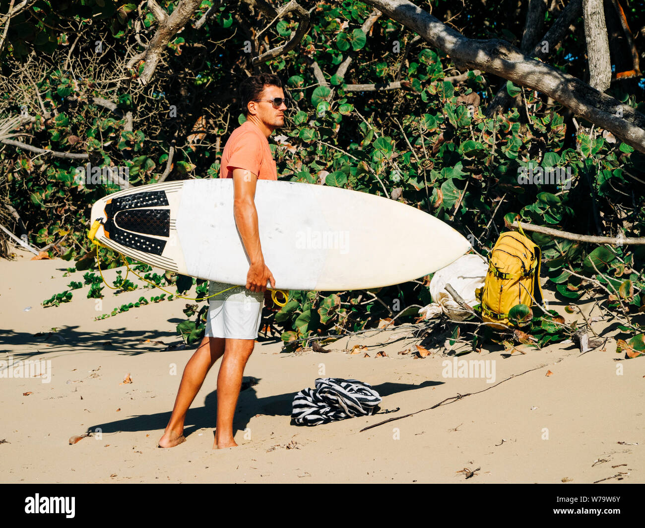 Teen surfer hi-res stock photography and images - Alamy
