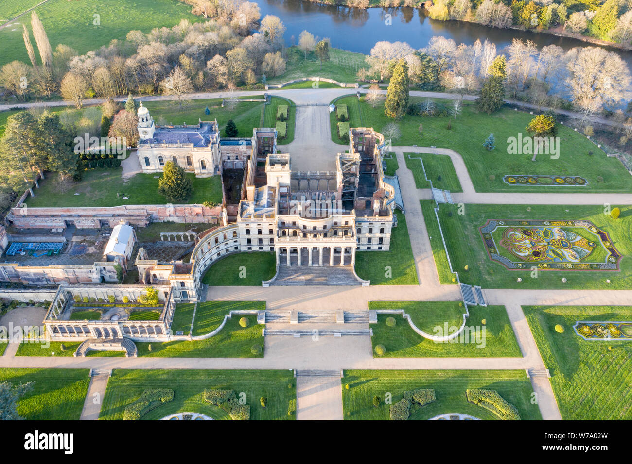 Witley estate hi-res stock photography and images - Alamy