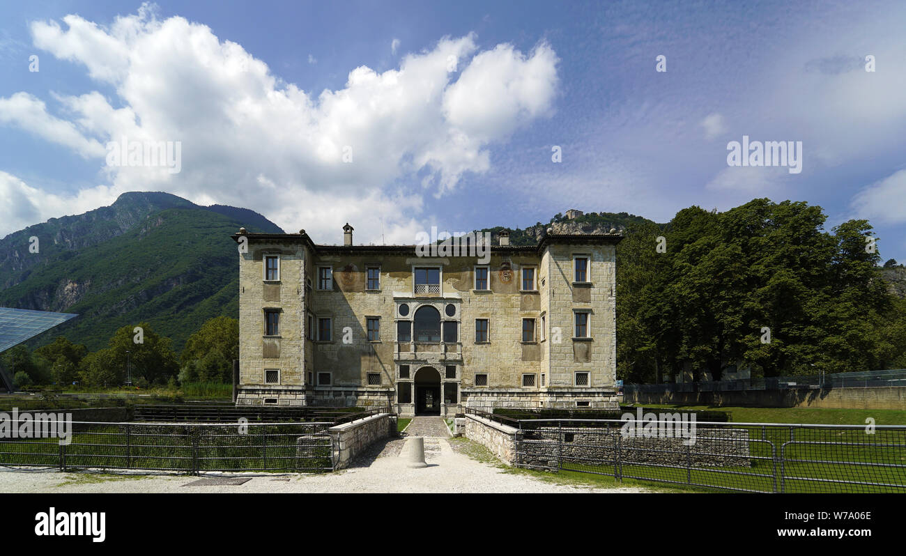 Albere palace hi-res stock photography and images - Alamy